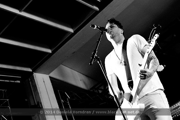 Black-Cat-Net – Live: The Exploding Boy - Amphi Festival Köln 27.07.2014